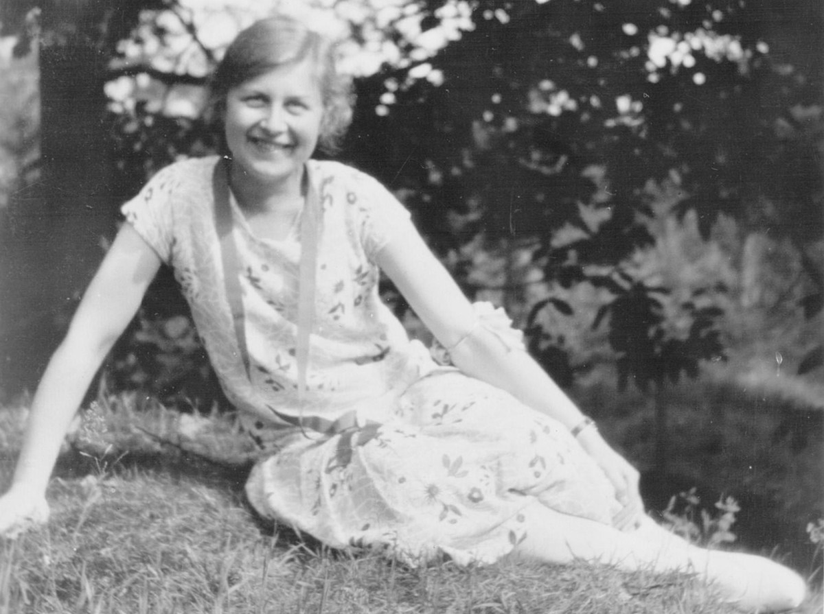 The Life and Times of Bessie Hayward L.R.C.M. A.R.C.M. - LetterPile