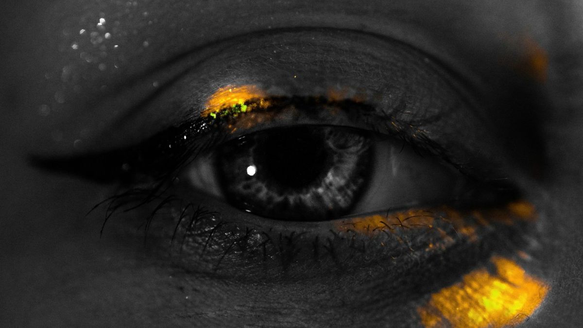 Tainted Eyes - LetterPile